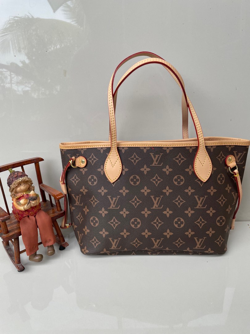 2025 NEVERFULL MONOGRAM SMALL, Luxury, Bags & Wallets on Carousell