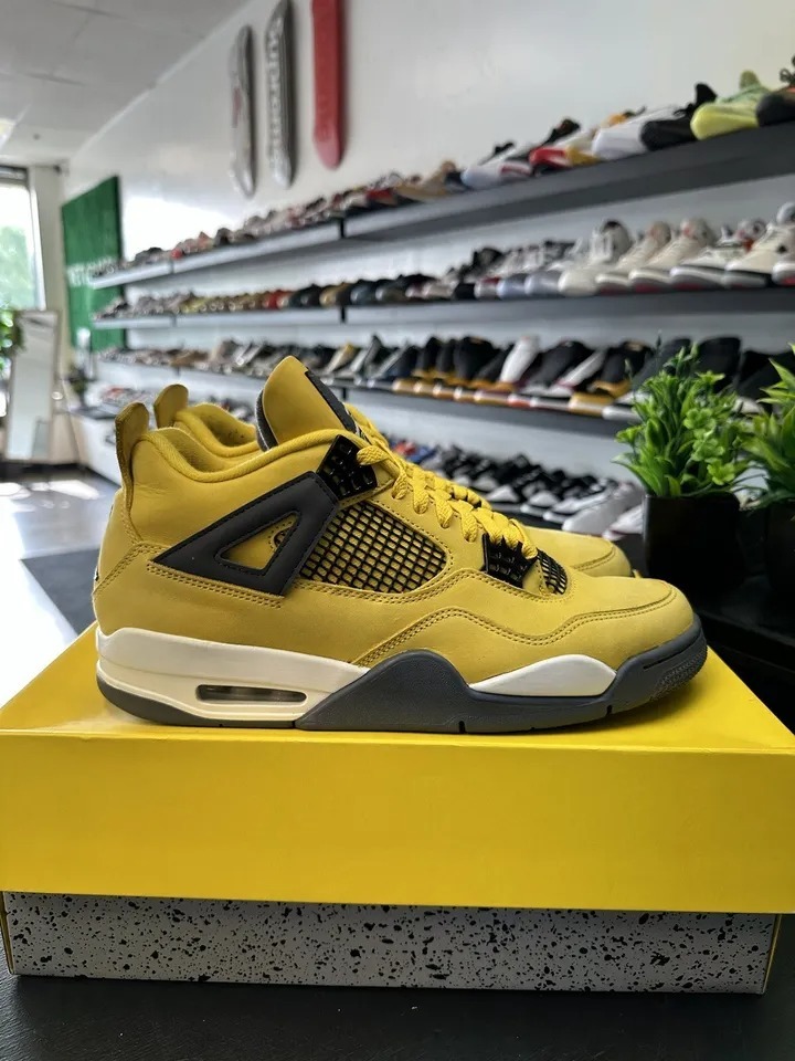 Air Jordan 4 Lightning Yellow, Men's Fashion, Footwear, Sneakers on ...