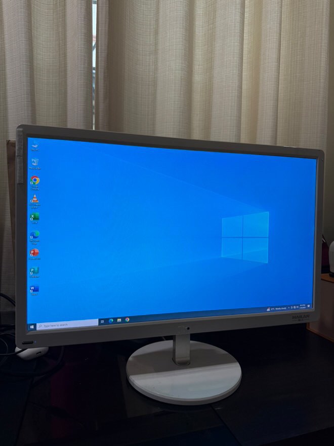 Hailan M9215 all in one computer, Computers & Tech, Desktops on Carousell