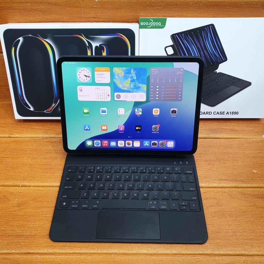 iPad Pro M4 | 256GB | Wifi Only | 11 inch Display | + Keyboard, Telepon ...