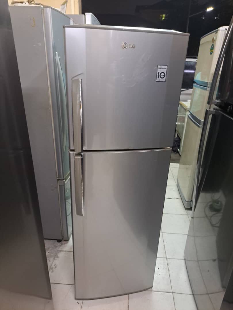 LG fridge freezer 2 door good condition one month warntey ada, TV ...