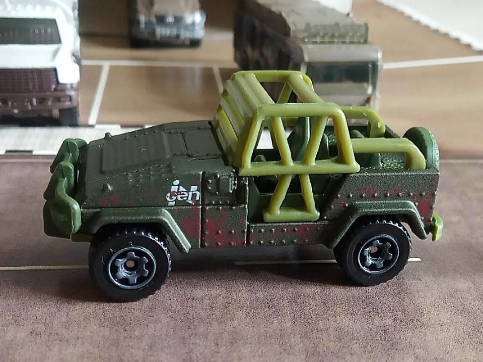 Matchbox 2019 Jurassic World (MBX Entertainment) 5-Pack: Land Action ...