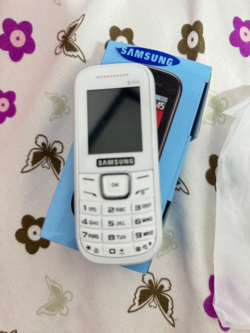 Samsung E1215 Basic Keypad Phone, Mobile Phones & Gadgets, Mobile ...