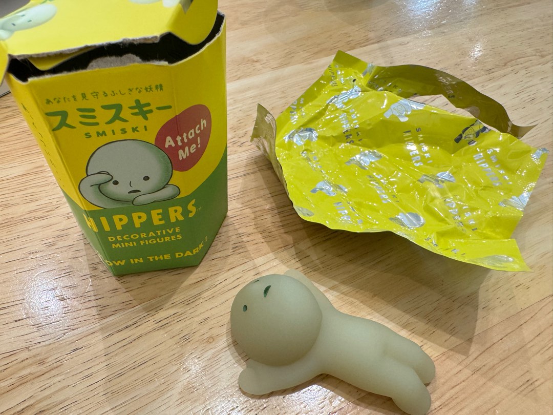 Smiski Hipper, Hobbies & Toys, Memorabilia & Collectibles, Fan ...