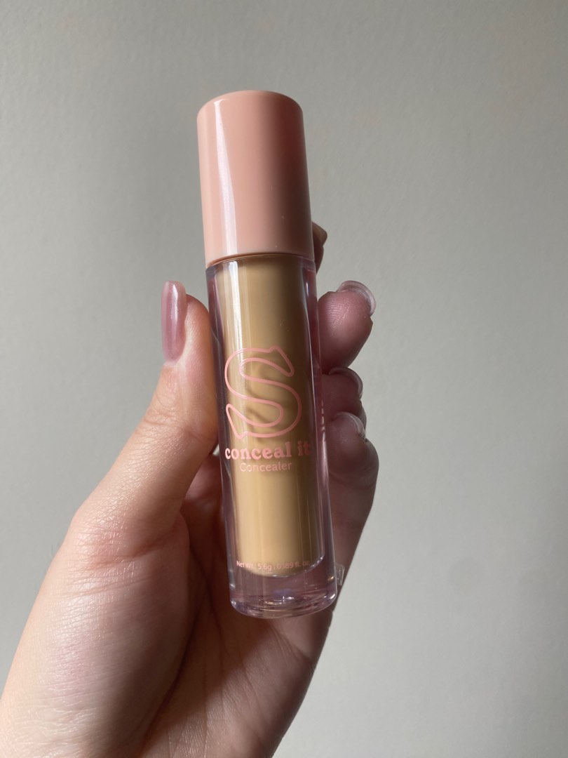 Squad Concealer CM1, Beauty & Personal Care, Face, Makeup on Carousell