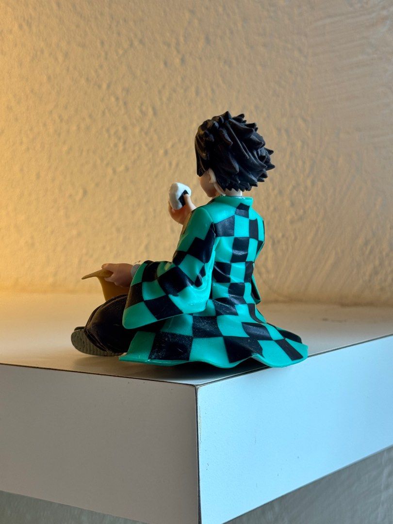 Tanjiro Kamado Eating Rice Ball (Kimetsu No Yaiba aka Demon Slayer ...