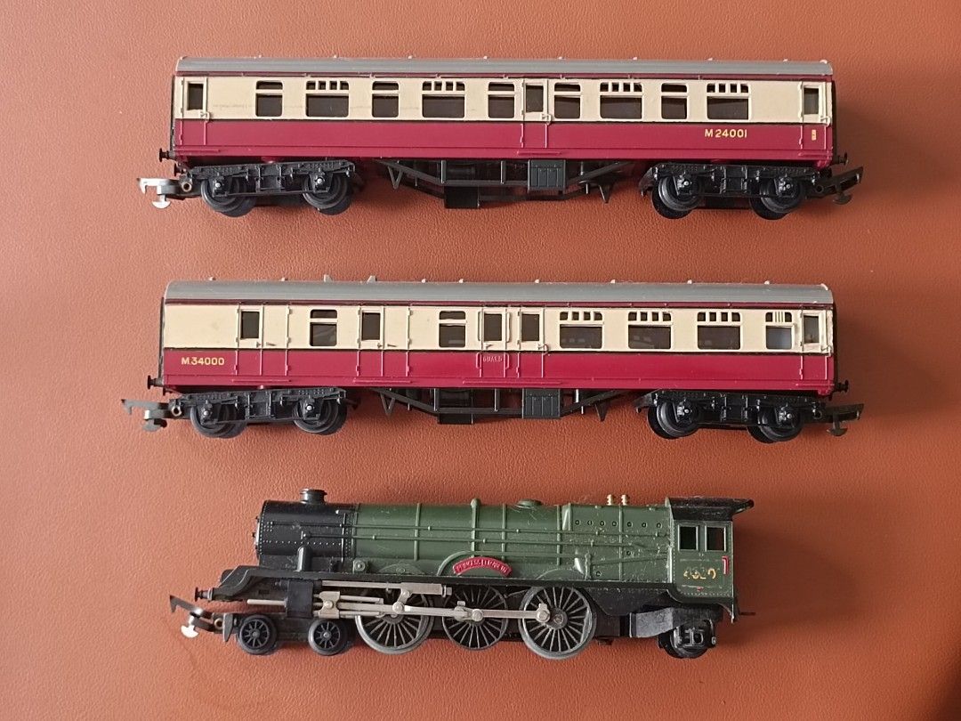 Triang Princess Elizabeth Engine Tender Two Carriages 1956 RBX Set ...