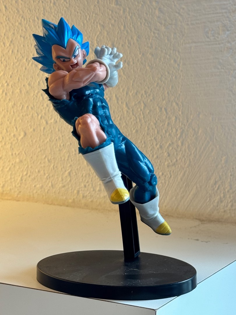 Vegeta Super Saiyan Blue Final Flash (Dragon Ball Super) Action Figure ...