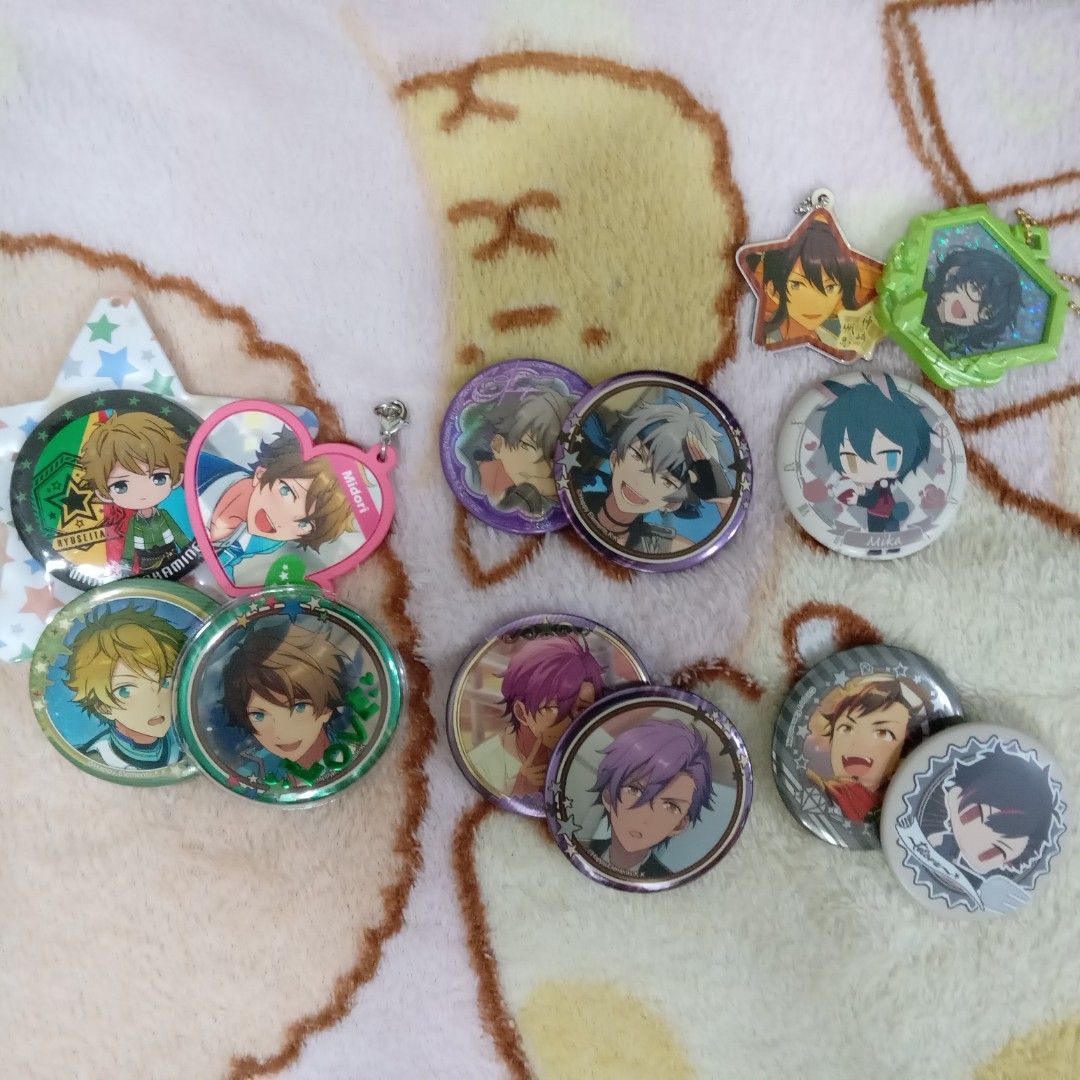 Set of 13: Various Ensemble Stars Badges (Midori Takamine, Tetora ...