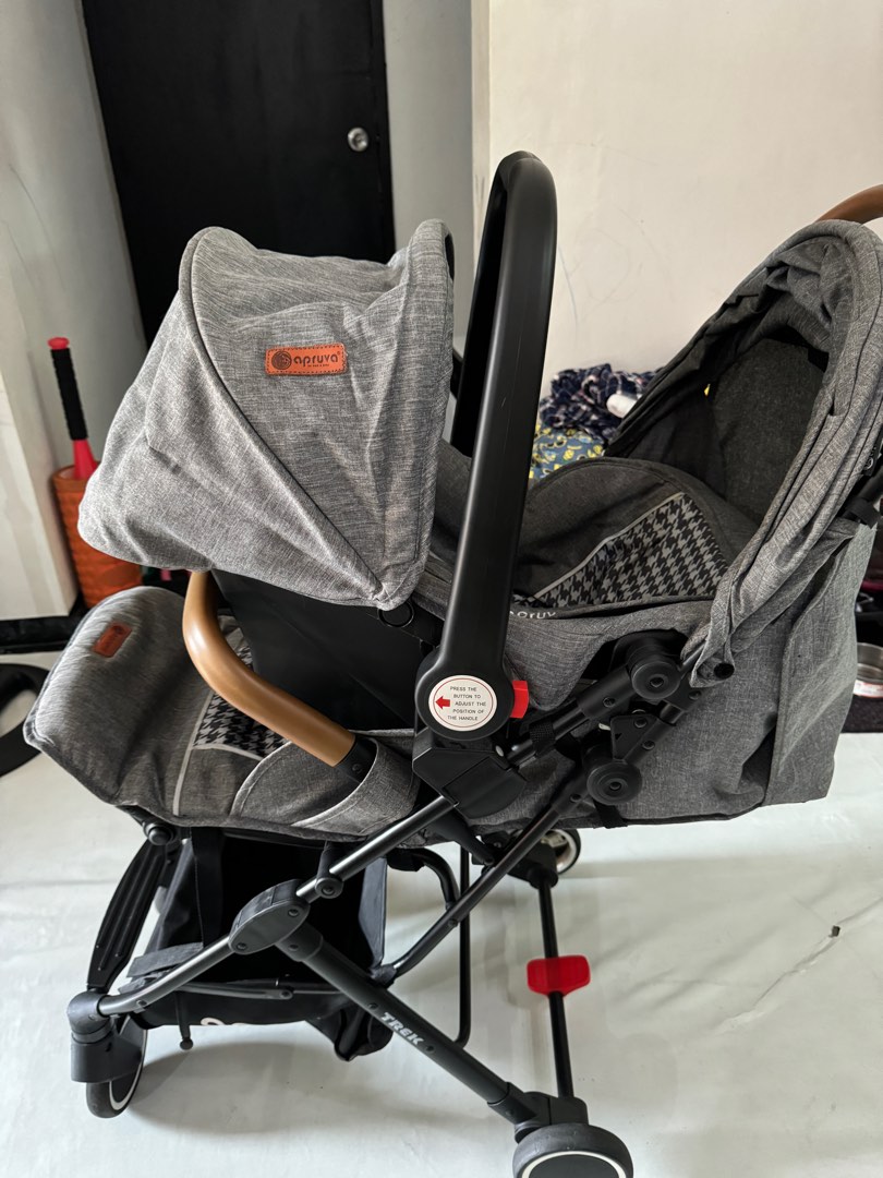 Apruva Trek Stroller with Car Seat, Babies & Kids, Going Out, Strollers ...