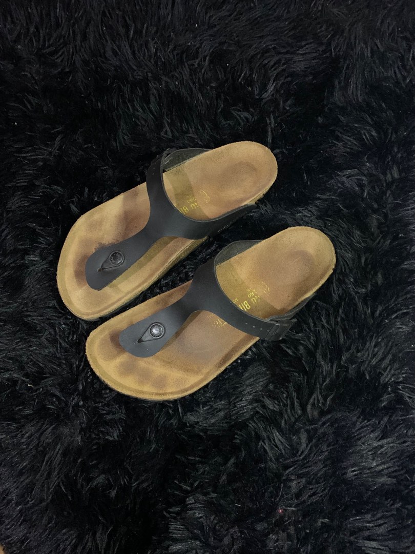 BIRKENSTOCK GIZEH, Men's Fashion, Footwear, Slippers & Slides on Carousell