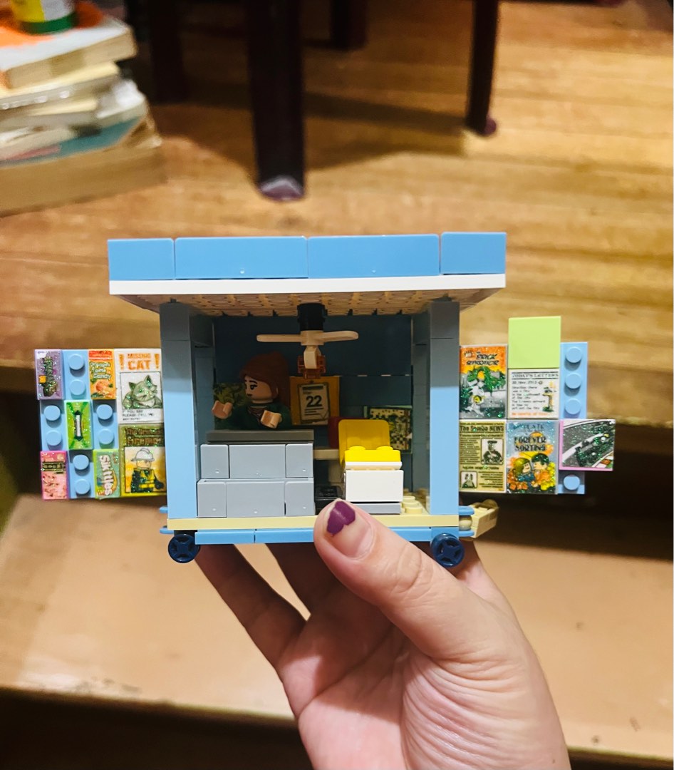 Building Blocks Magazine stand, Hobbies & Toys, Toys & Games on Carousell