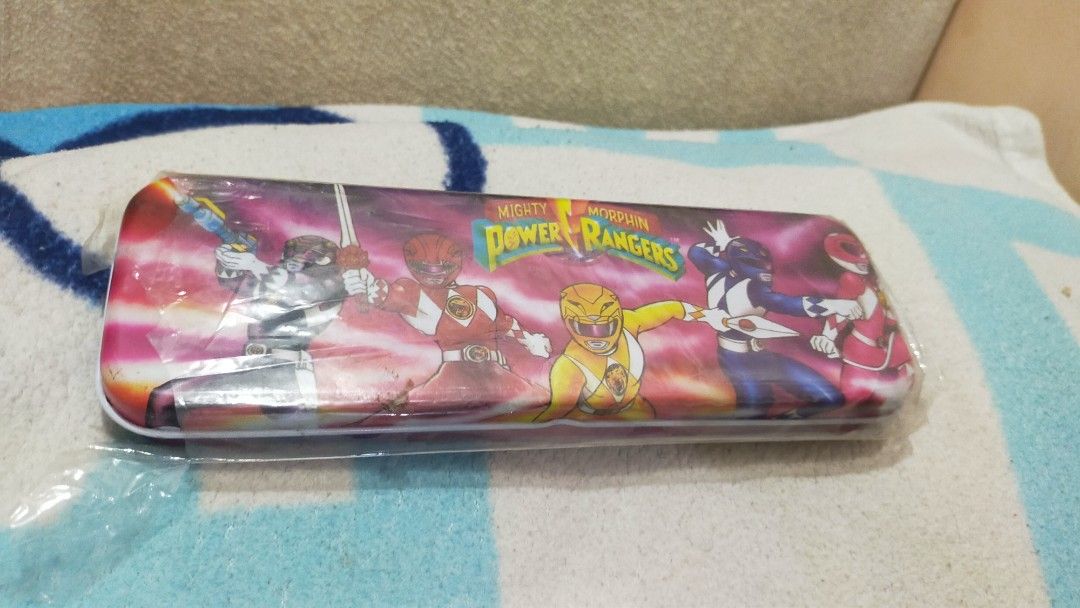Disney Aladdin buzz snow white pluto mcdo Doraemon mickey play cards ...