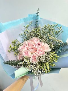 Real / Fresh Rose bouquet, Hobbies & Toys, Stationery & Craft, Flowers ...