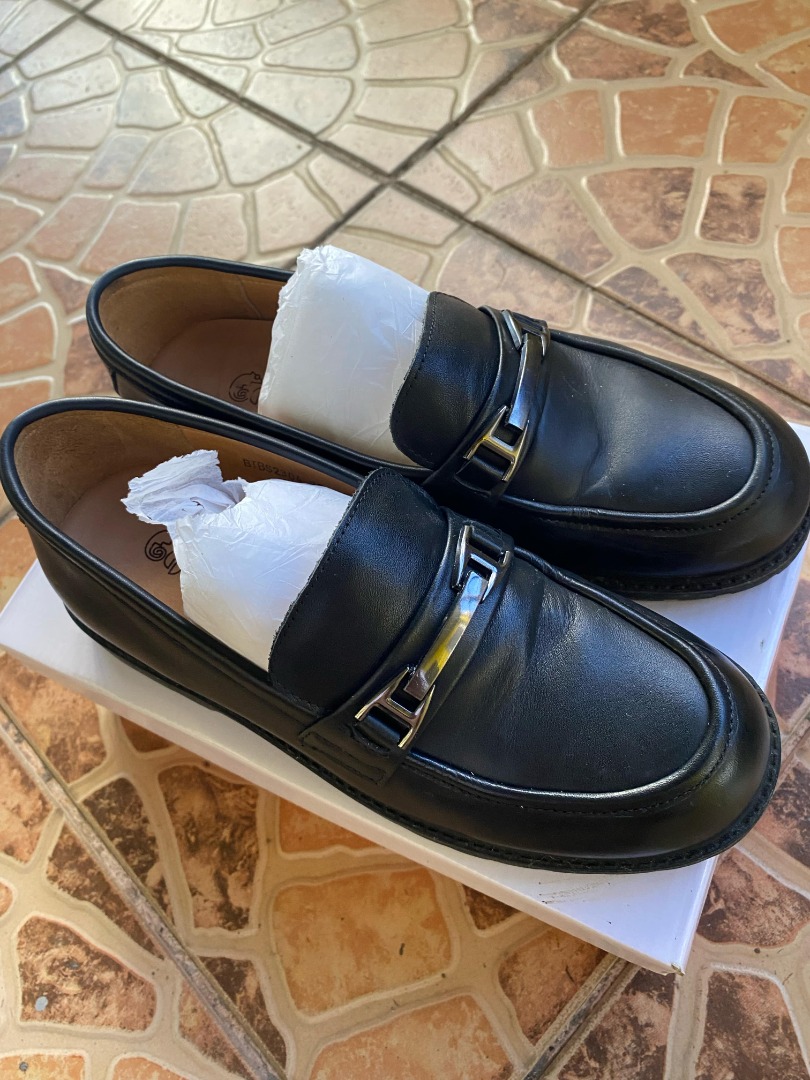 GIBI FORMAL SHOES, Men's Fashion, Footwear, Casual Shoes on Carousell