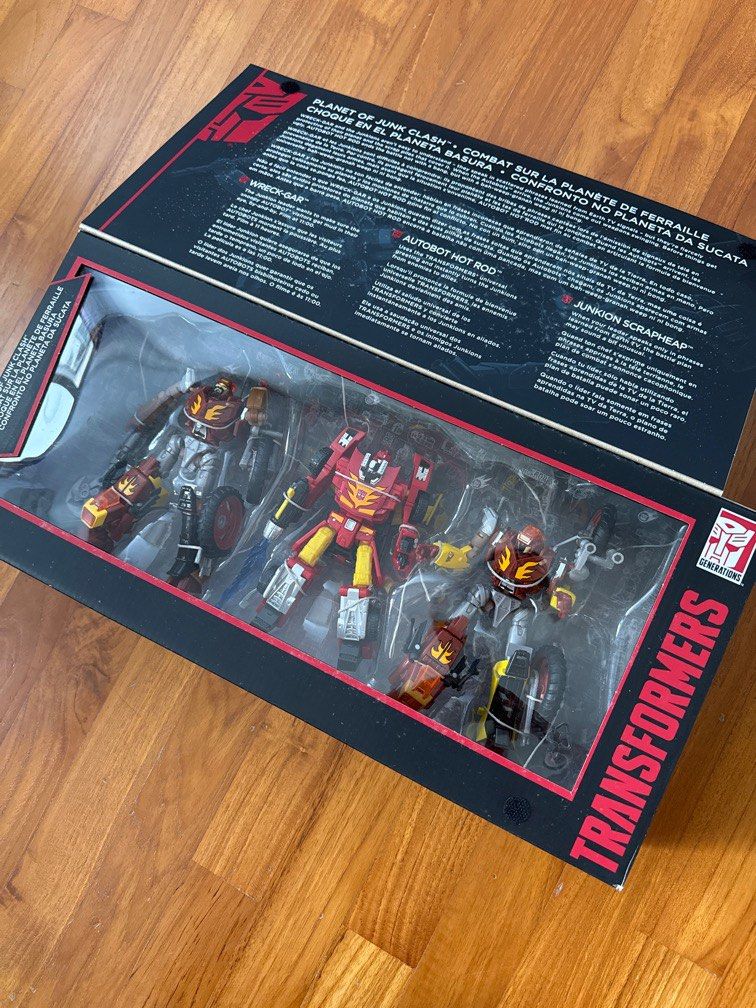 Hasbro Transformers Platinum Edition Planet of Junk Clash Box Set with ...