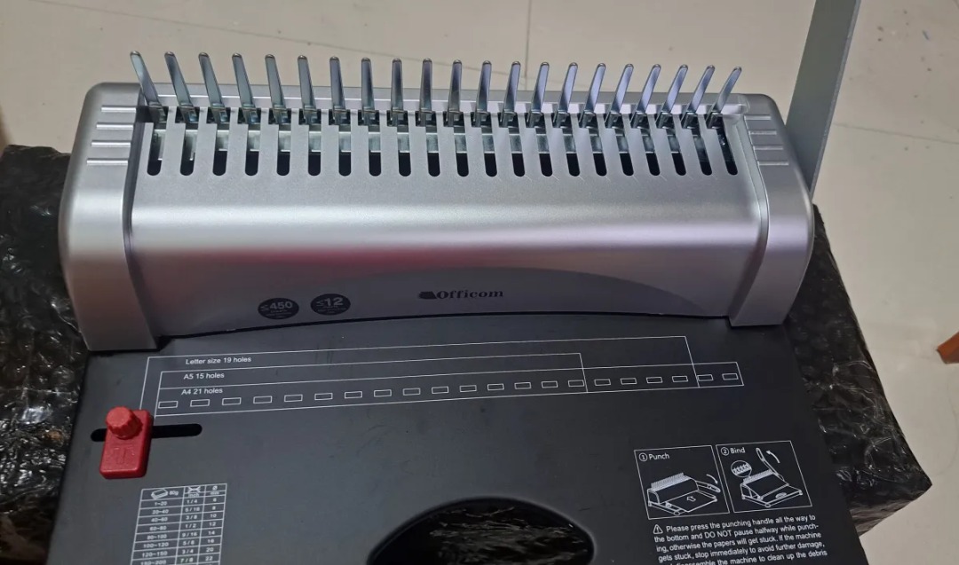 Officom STB12A Comb Binding Machine A4 Size Heavy Duty, Computers ...