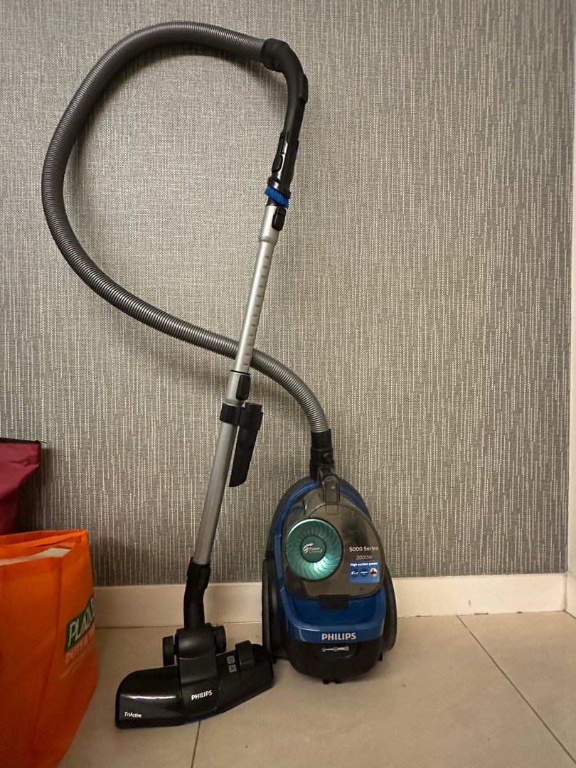 Philips Vacuum cleaner Cyclone 7, TV & Home Appliances, Vacuum Cleaner ...