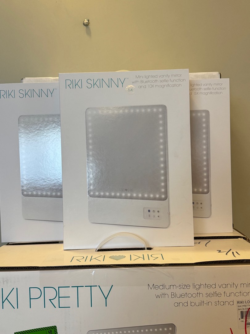 Riki Skinny, Furniture & Home Living, Home Decor, Mirrors on Carousell