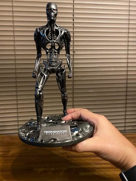 Terminator Dark Fate Commemorative Endoskeleton Rev-9 Exclusive Figure ...