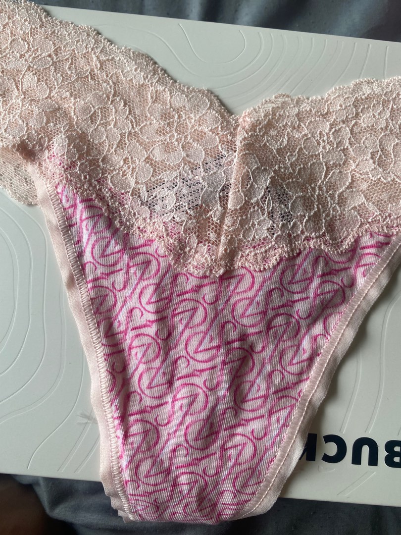 Victoria's Secret thong string, Women's Fashion, Undergarments ...