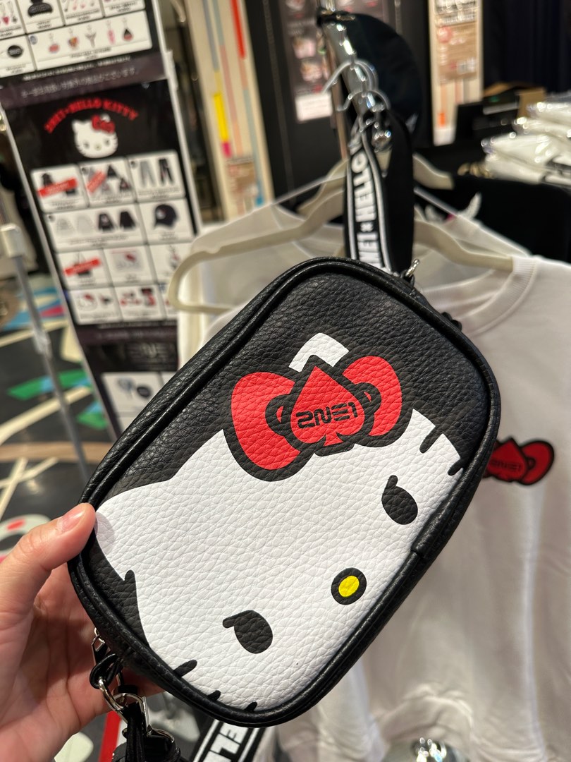 2NE1 x Hello Kitty limited edition, Women's Fashion, Bags & Wallets ...