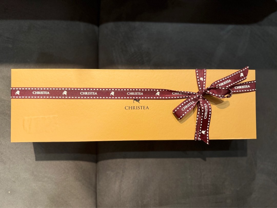 CHRISTEA 香織度茶禮盒 - 金萱烏龍 西施花醉, 食物和飲料, 禮品籃和禮籃在旋轉拍賣