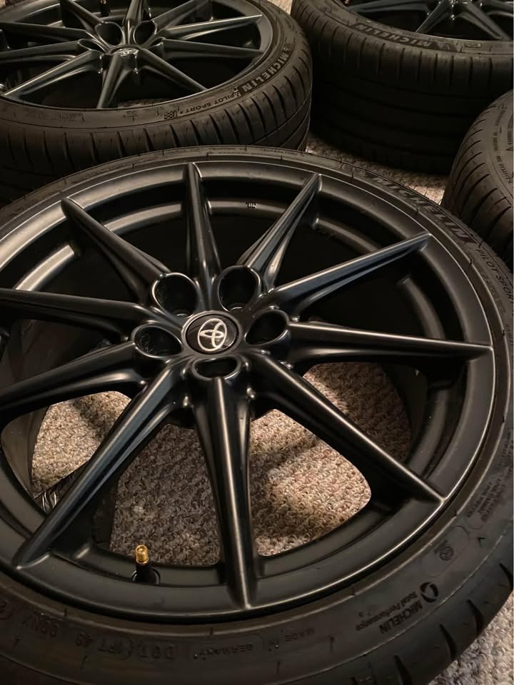 GR86 Stock Rims 18", Auto Accessories on Carousell
