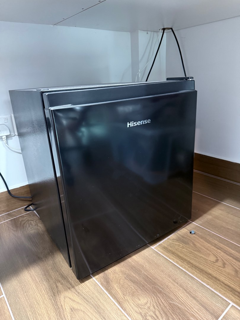 Hisense Mini Bar Fridge 60L, TV & Home Appliances, Kitchen Appliances ...