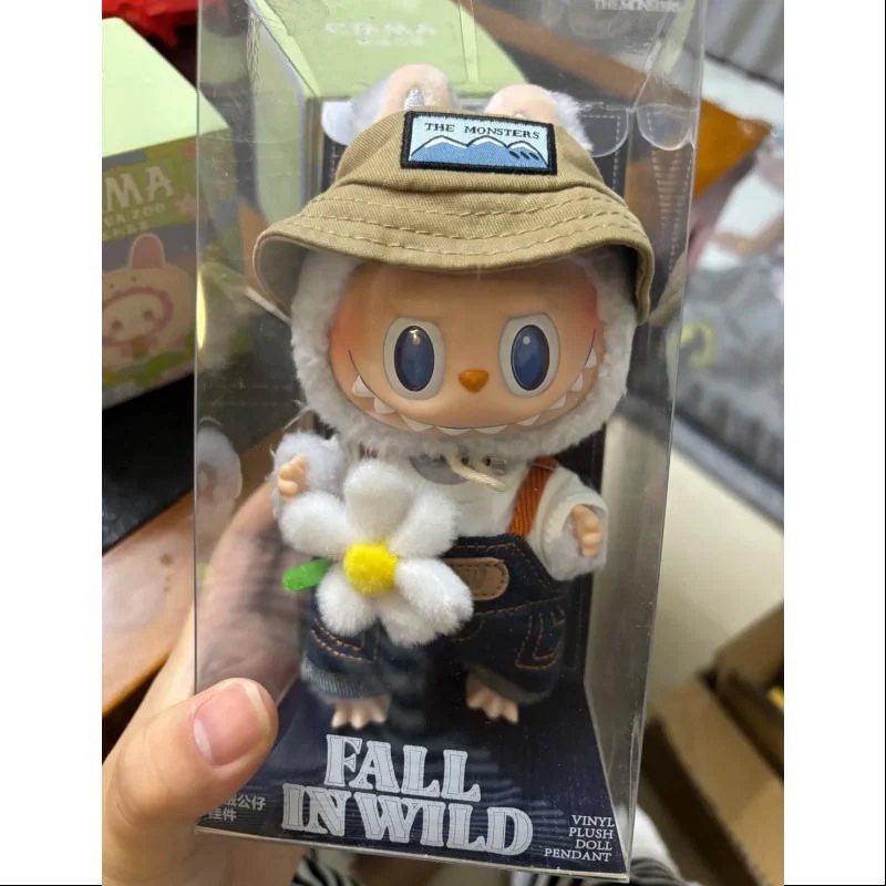 Labubu 拉布布 Fall in Wild Series *authentic*, Hobbies & Toys, Toys ...