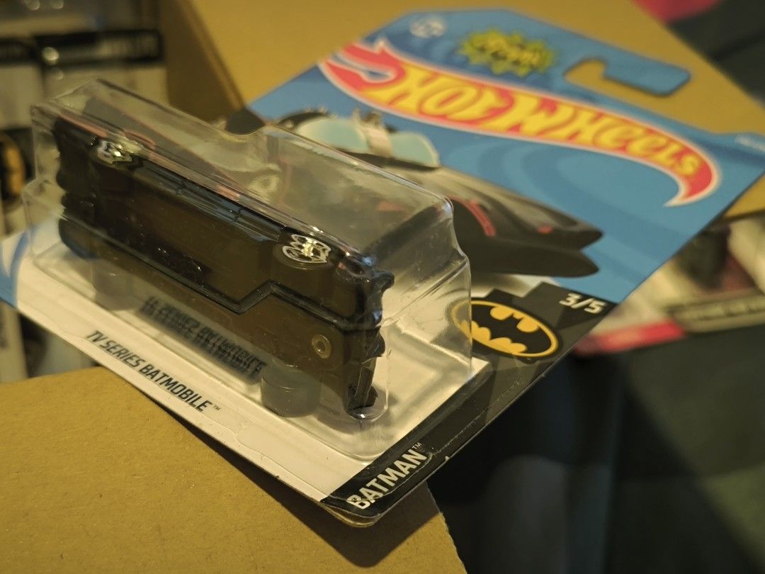 New TV Series Batmobile Batman DC Blue Flames Streaks Hot Wheels ...