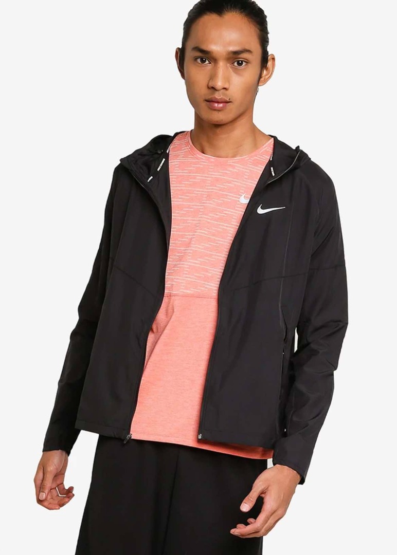 NIKE black running jacket, Men's Fashion, Coats, Jackets and Outerwear ...