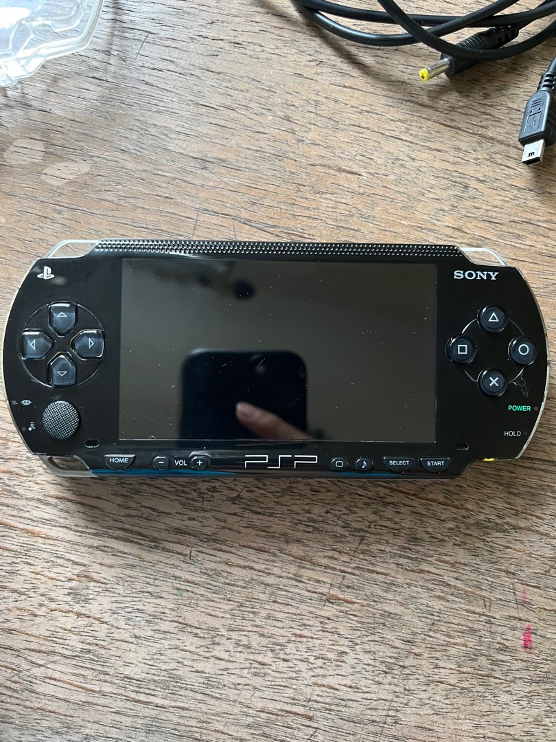 PSP 1000 (Japan set), Video Gaming, Video Game Consoles, PlayStation on ...