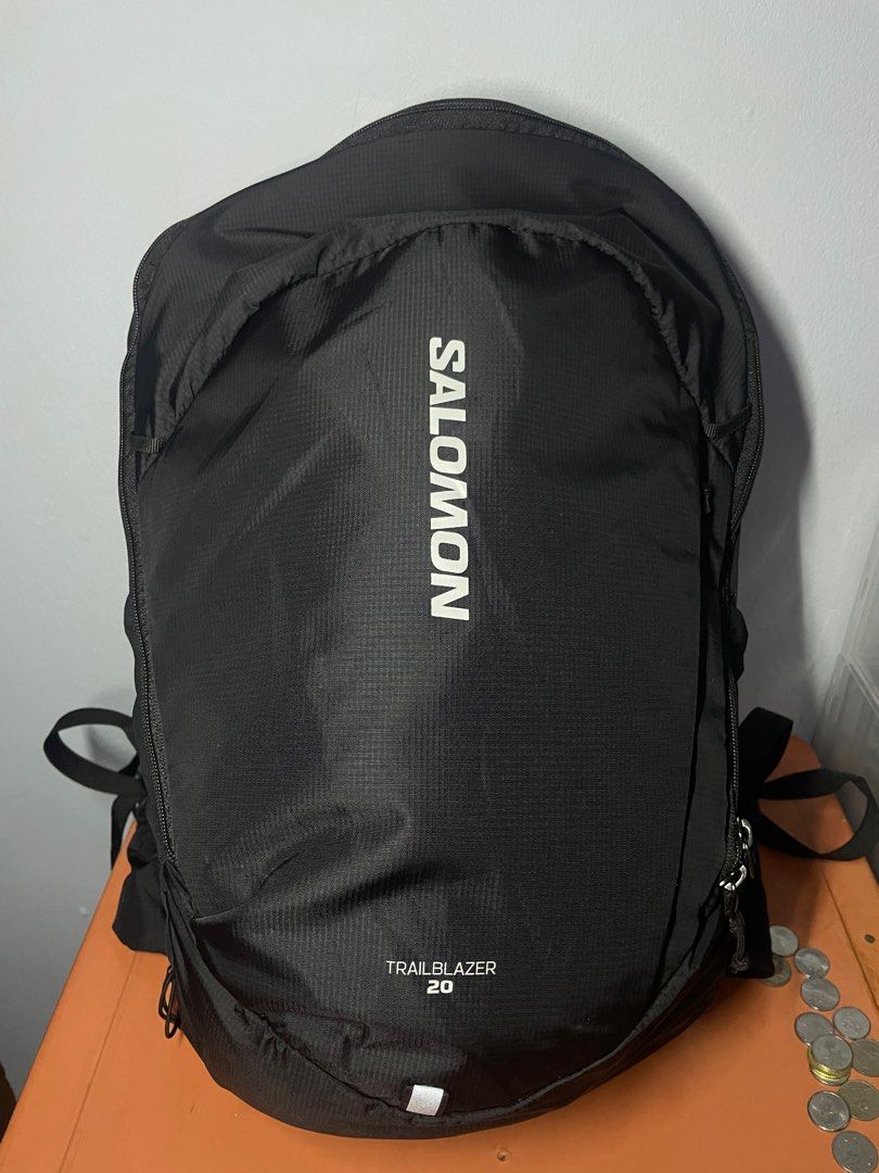 Salomon Bag TRAILBLAZER 20, Men's Fashion, Bags, Backpacks on Carousell