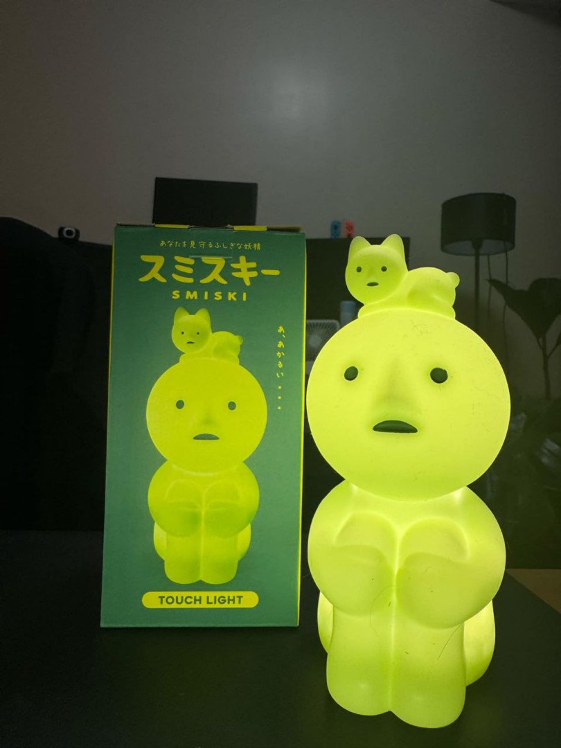 SMISKI TOUCH LIGHT, Hobbies & Toys, Toys & Games on Carousell