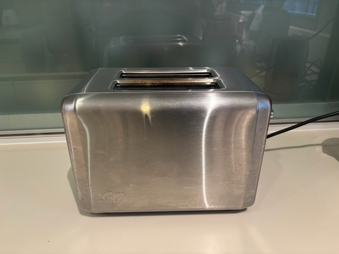 Solis Toaster (still under warranty), TV & Home Appliances, Kitchen ...