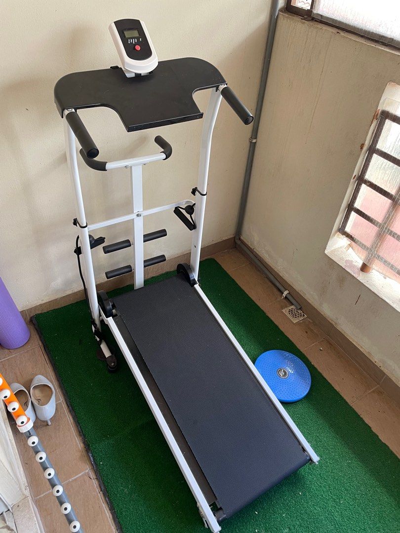 Walking Pad (using no electric ), Sports Equipment, Exercise & Fitness ...