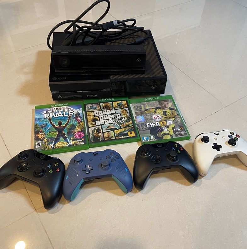 Xbox One 500GB Bundle deal with Kinect, 4 controllers and GTA V, Video ...