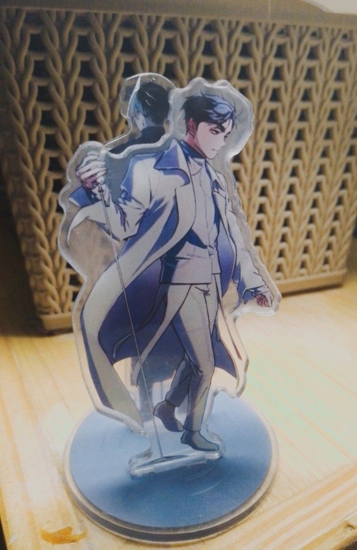 Alien stage Acrylic Stand, Hobbies & Toys, Toys & Games on Carousell