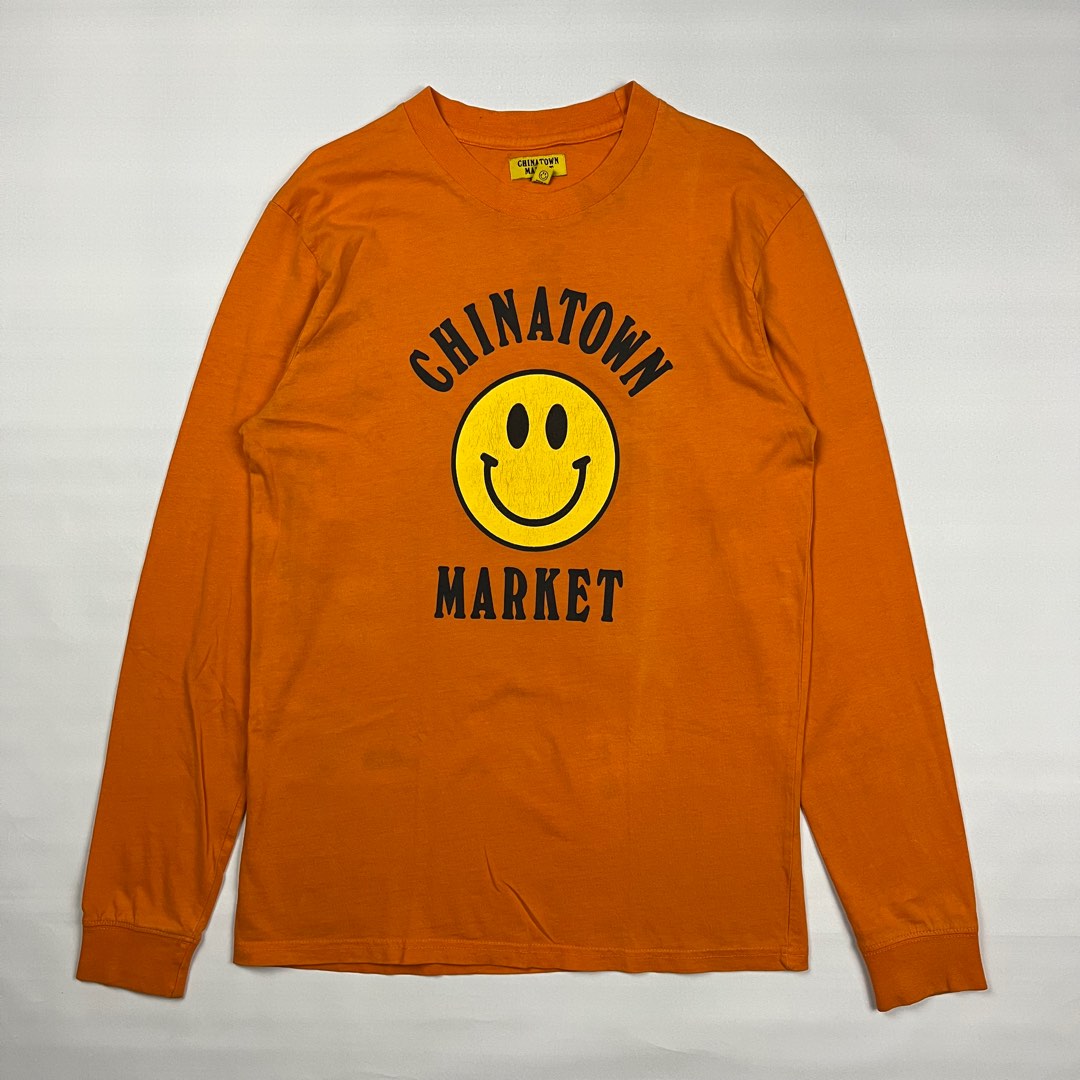 Chinatown Market Smiley Face Logo L/S, Men's Fashion, Activewear on ...