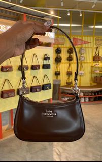 ORIGINAL COACH, Women's Fashion, Bags & Wallets, Cross-body Bags on ...