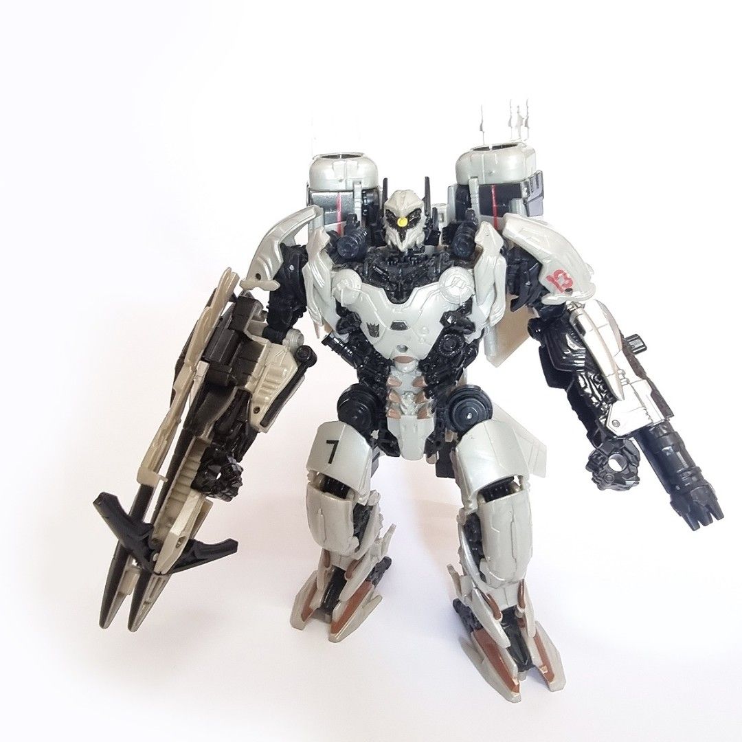 Cogman (deluxe) & Nito Zeus (Voyager) Transformer Movie Hasbro, Hobbies ...