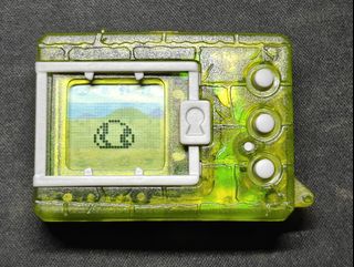 Digimon Digivice Vpet 1997 Ver 1 US, Hobbies & Toys, Collectibles ...