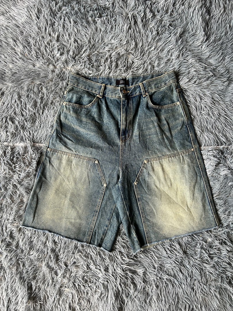 Double knee jorts, Men's Fashion, Bottoms, Shorts on Carousell