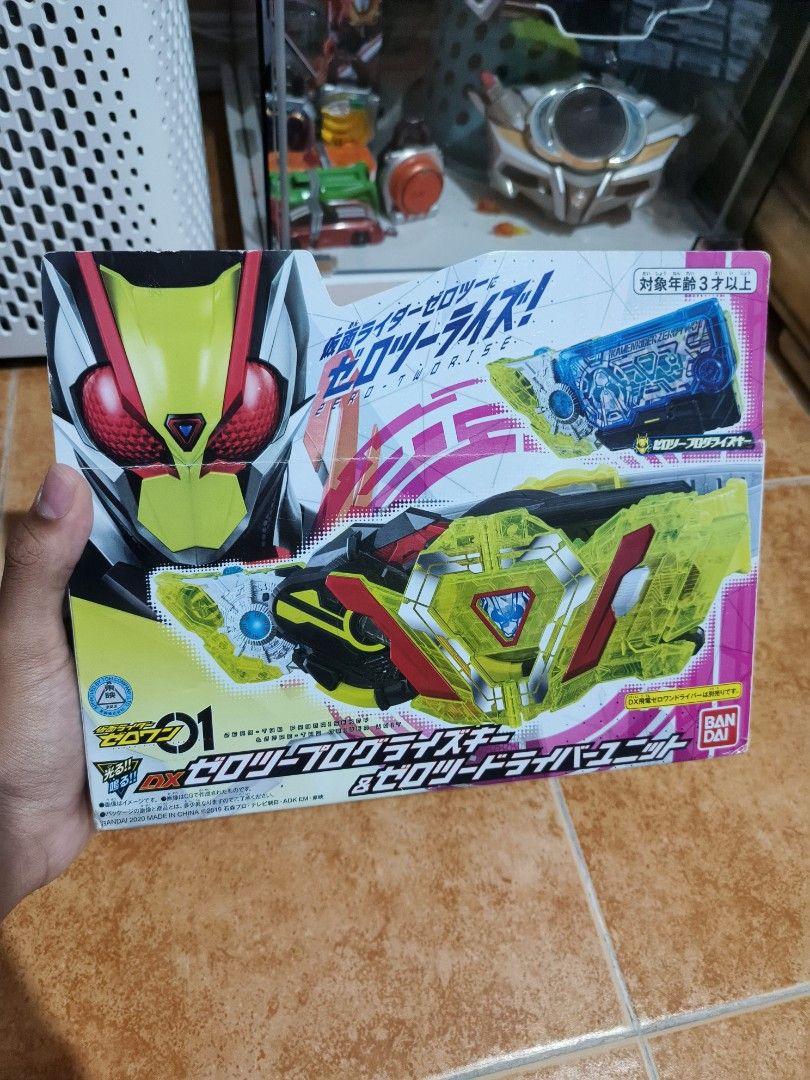 DX Zero Two Progrise Key Kamen Rider Zero One Zero Two Bandai, Audio, Earphones on Carousell