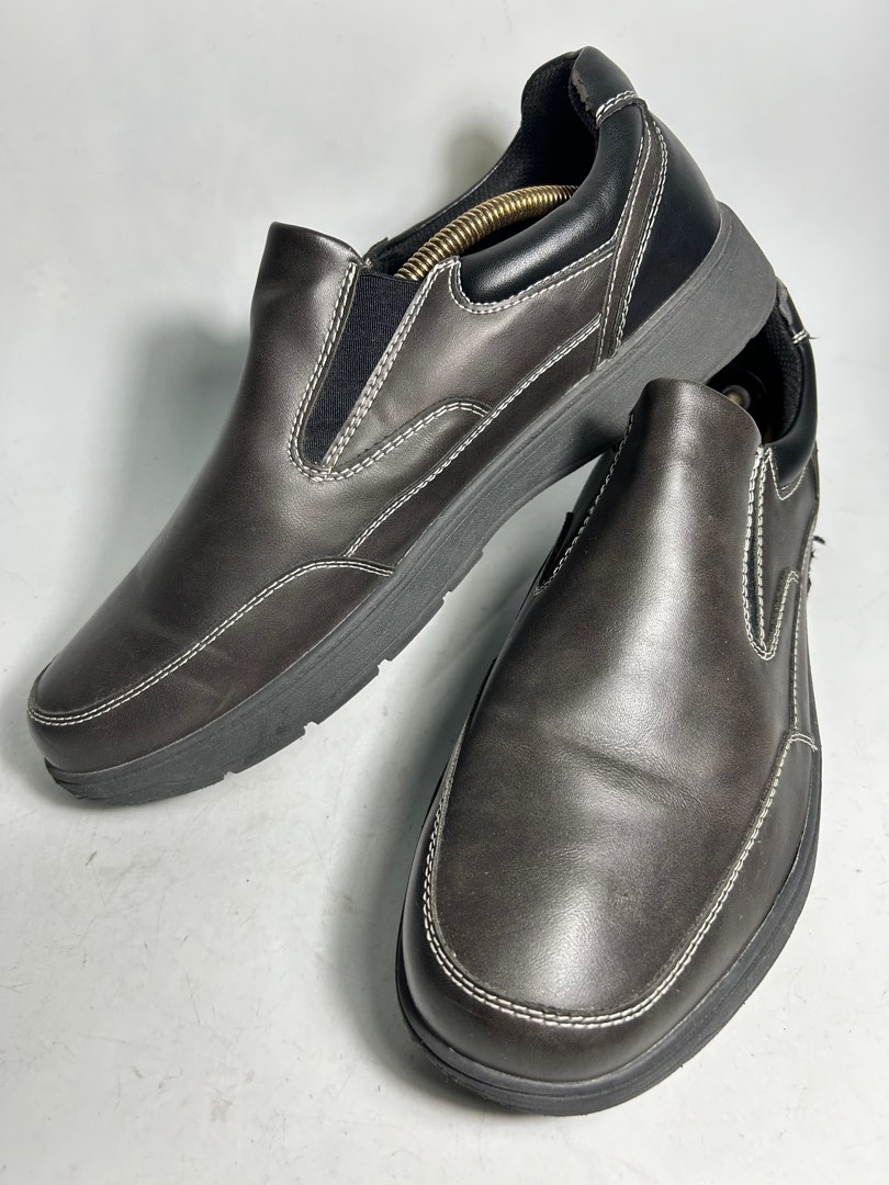 Good Walk Slip On Shoes, Men's Fashion, Footwear, Casual Shoes on Carousell