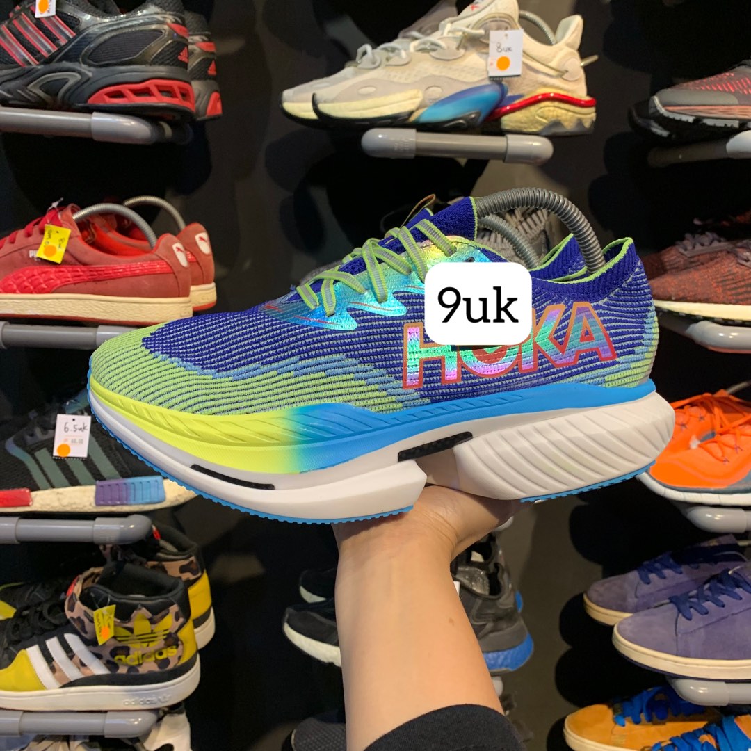 Hoka 9uk, Men's Fashion, Footwear, Sneakers on Carousell