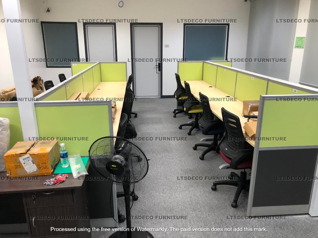 LINEAR BPO CUBICLE PARTITIONS TABLE | OFFICE PARTITION, Furniture & Home Living, Office ...