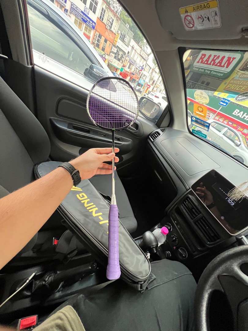 Lining Halbertec Motor, Sports Equipment, Sports & Games, Racket & Ball ...