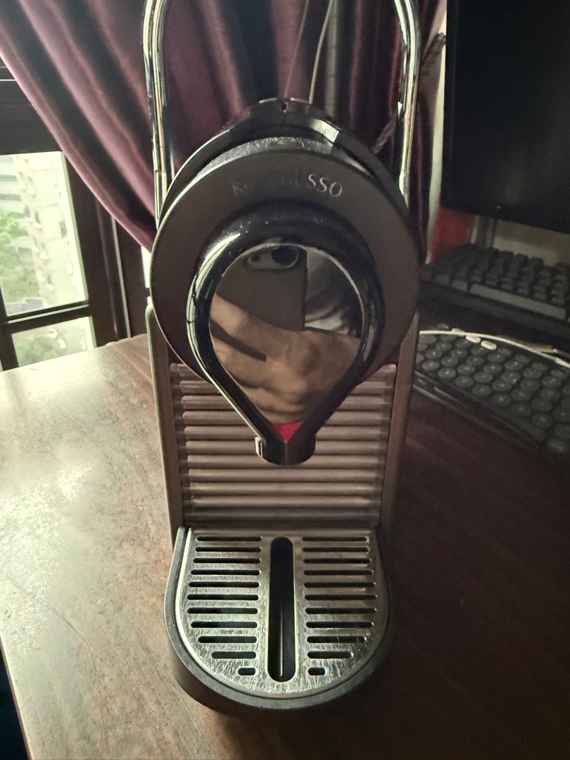 Nespresso titan pixie coffee machine, TV & Home Appliances, Kitchen ...